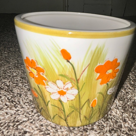 Relpo | Accents | Vintage 6s70s Relpo Planter Handpainted Daisies ...